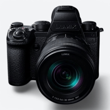 Panasonic Lumix S5 II X